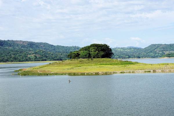 LAKE SUCHITLÁN » What to Do. Attractive experience – El Salvador Travel