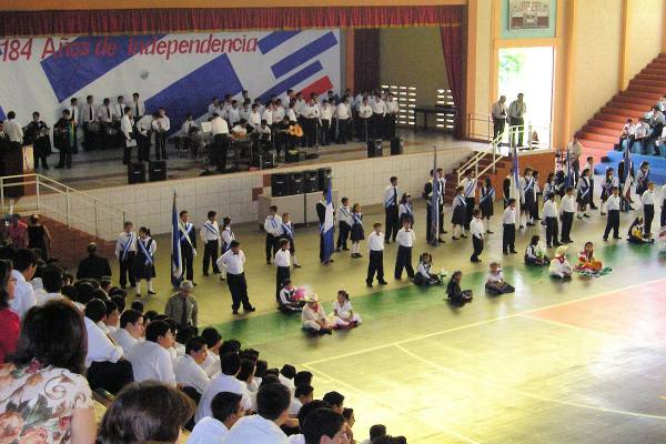 DÍA DE LA INDEPENDENCIA DE EL SALVADOR » Libertad – Viajar a El Salvador